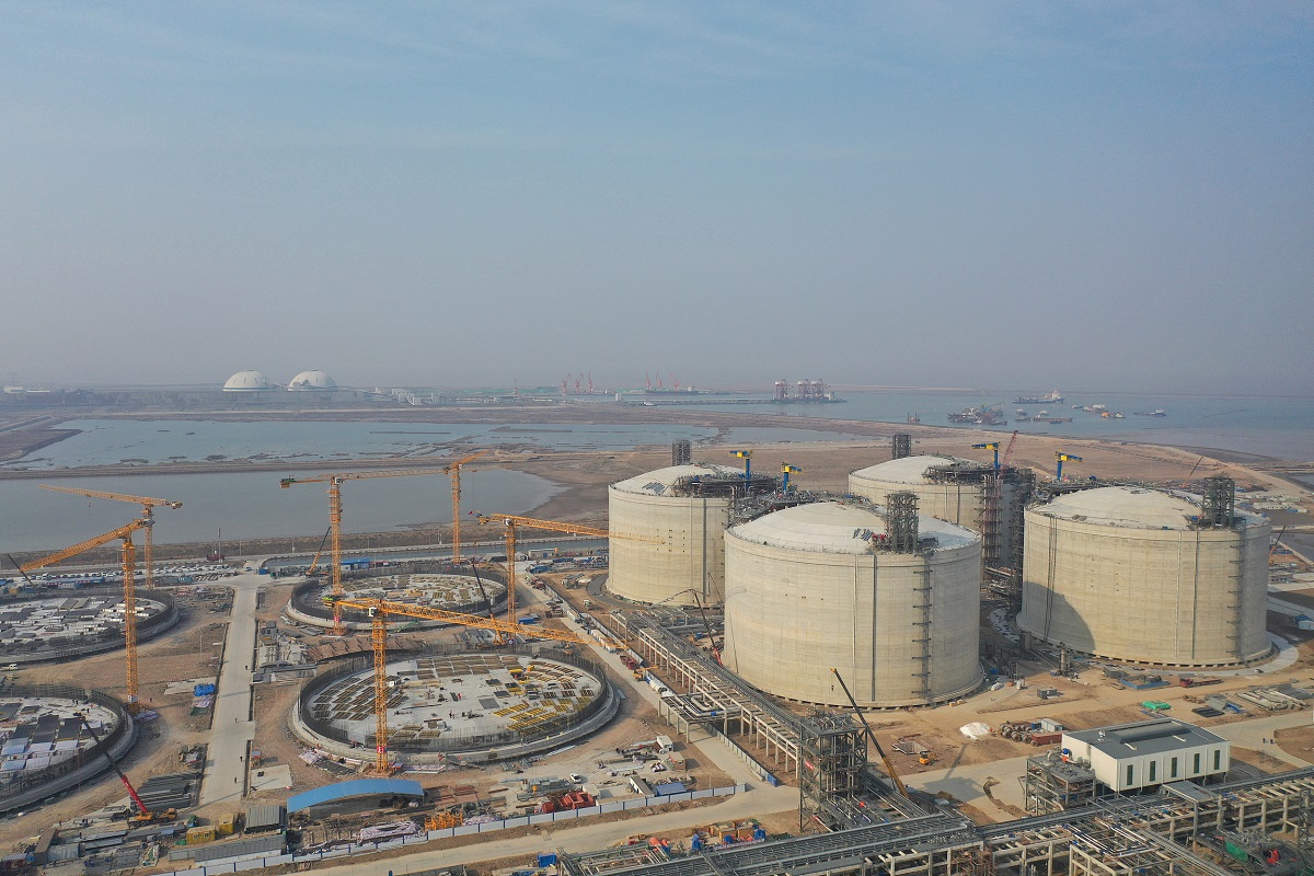 Major progress made on world's biggest LNG tanks | govt.chinadaily.com.cn