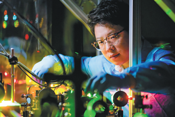 Scientist helps China make global gains in high tech | workinchina ...