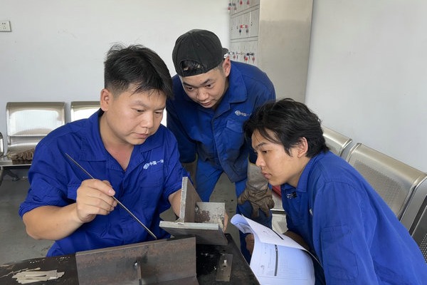 Blue-collar workers see better pay, rights | workinchina.chinadaily.com.cn