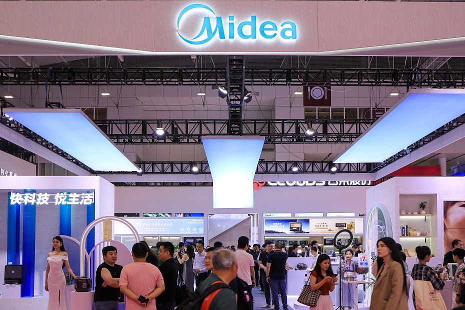 Home appliance giant Midea Group debuts on Hong Kong market ...