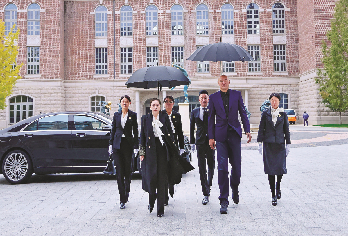 Butler business thriving for well-to-do families | investinchina ...