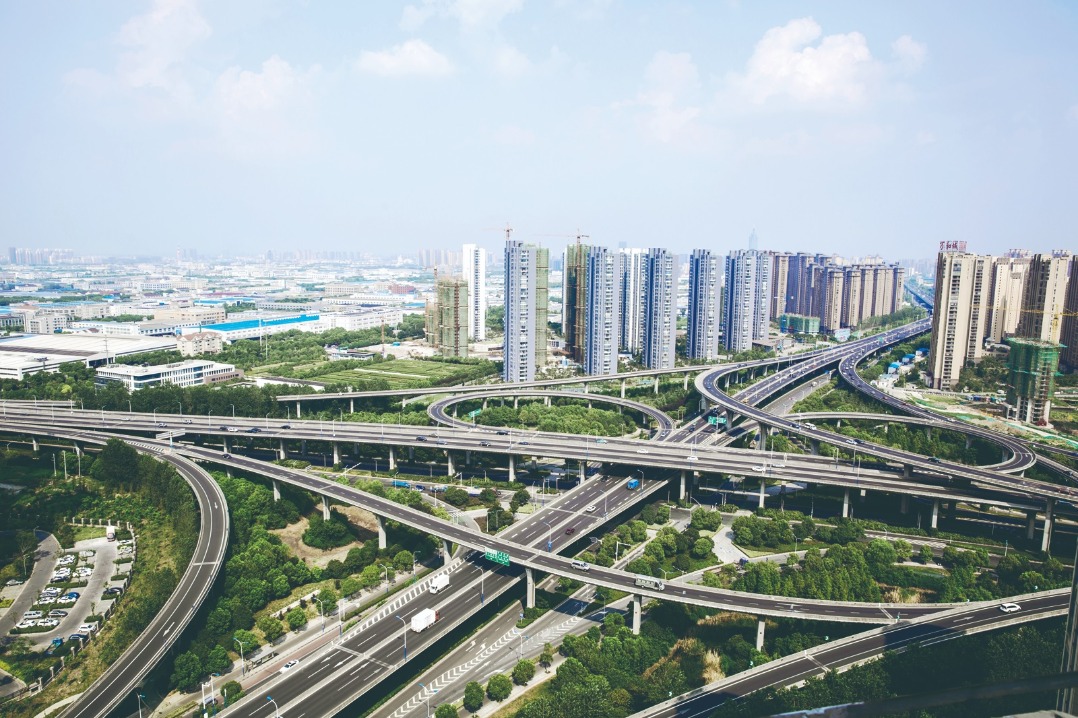 China to step up construction of new-type urban infrastructure | govt.chinadaily.com.cn