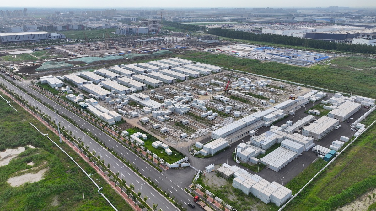 Construction of Tesla Shanghai Megafactory in Lin-gang Special Area ...