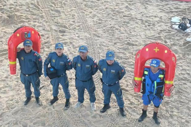 Robots enhance water rescue efforts in China's coastal regions | govt ...